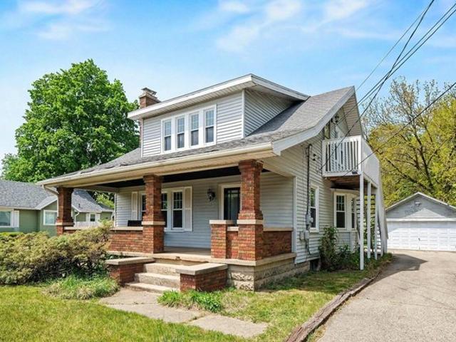 691 68th St SE, Grand Rapids, MI 49548
