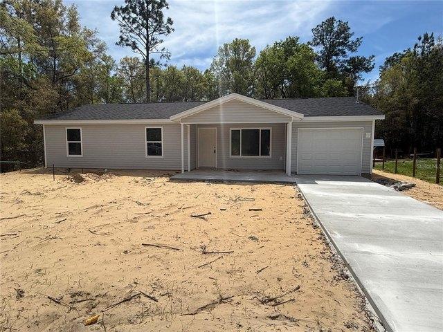 691 E Country Club Dr, Williston, FL 32696