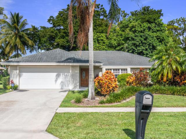 691 Foresteria Ave, Wellington, FL 33414 | MLS #R11169 | Compass