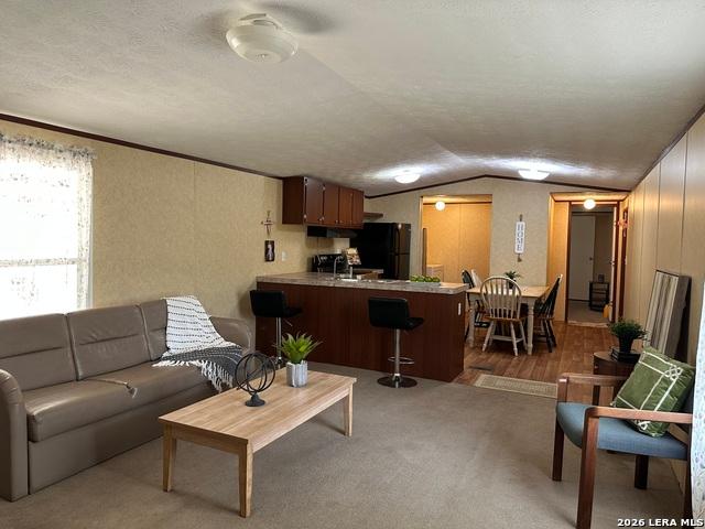 691 Hume