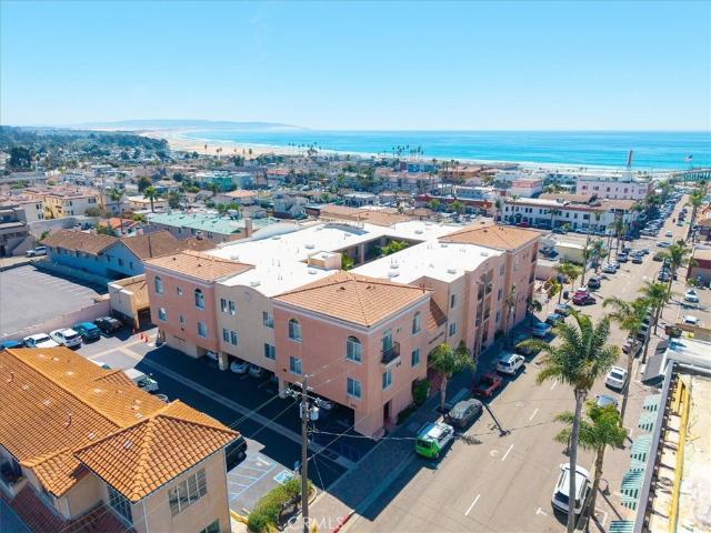 691 Price St, Unit 202, Pismo Beach, CA 93449 | MLS #PI26052 | Compass