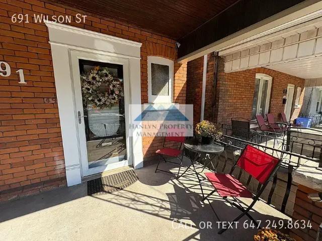 691 Wilson St, 4 beds, 3 full and 1 half baths