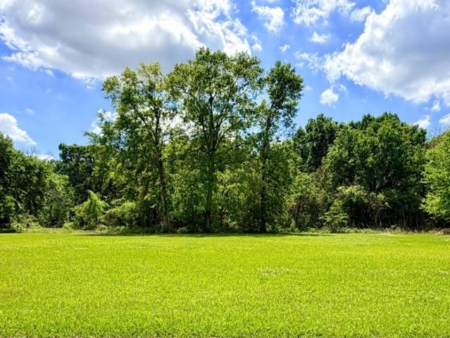 691 Victoria Dr, Berwick, LA 70342