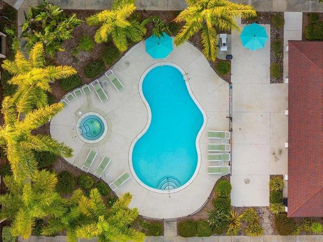 6924 Hyde Park Dr Unit 220, San Diego, CA 92119