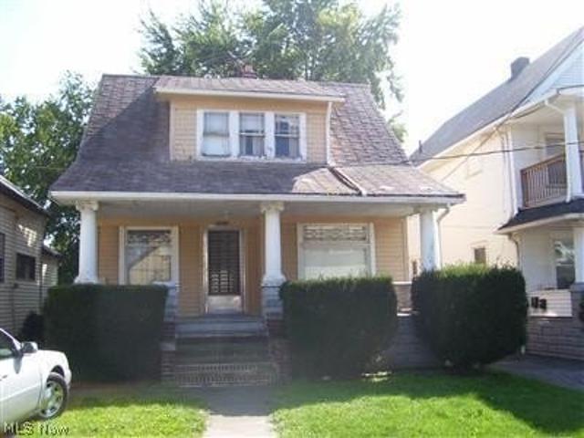 6924 Kazimier Ave, Cleveland, OH 44105