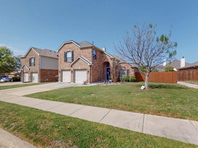 6925 Cattle Dr, Fort Worth, TX 76179