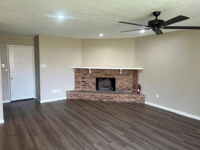 6925 Glenhurst Drive