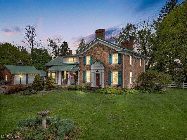 6925 Grafton Rd, Valley City, OH 44280