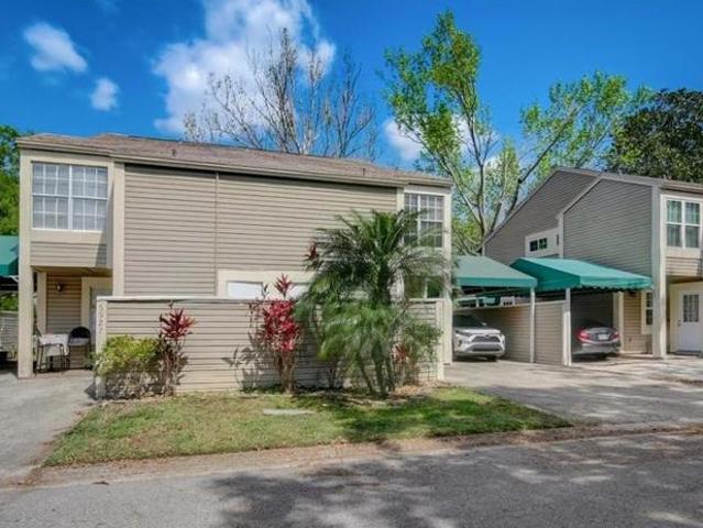 6925 Lake Pl Ct, Tampa, FL 33634