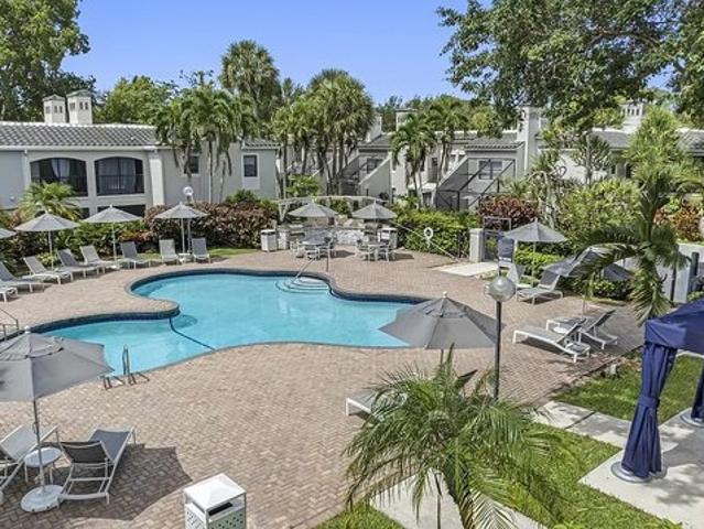 6925 Town Harbour Blvd, Boca Raton, FL 33433