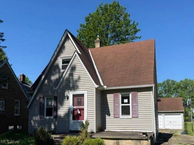 6926 McKenzie Rd, Olmsted Falls, OH 44138