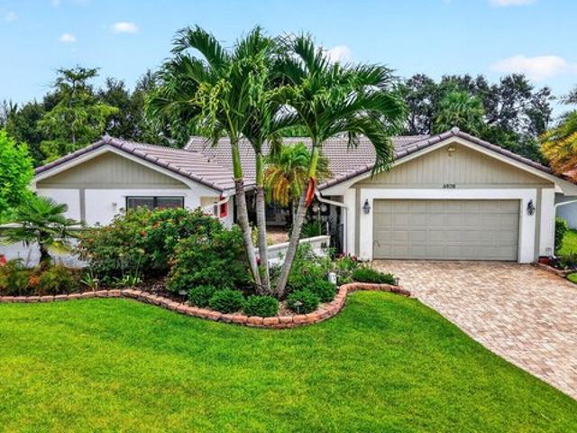 6928 Villas Dr W, Boca Raton, FL 33433