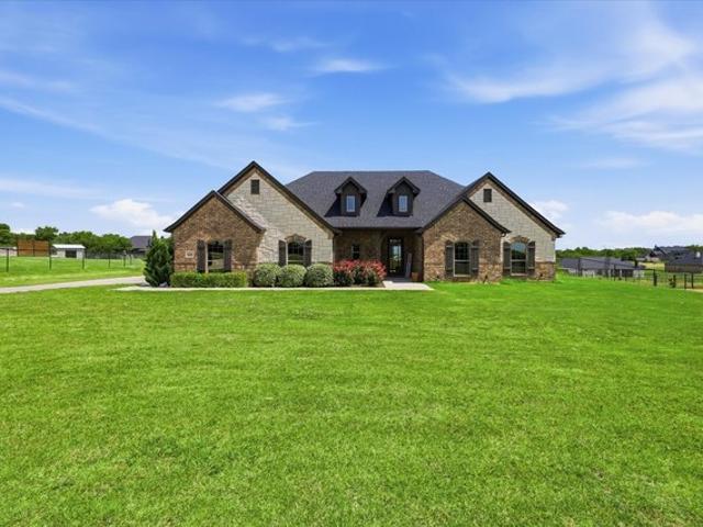 6929 Veal Station Rd, Weatherford, TX 76085
