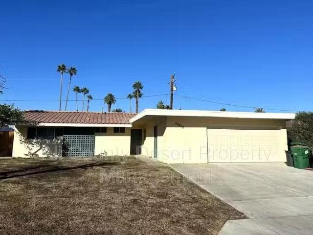 69200 Nilda Dr, Cathedral City, CA 92234