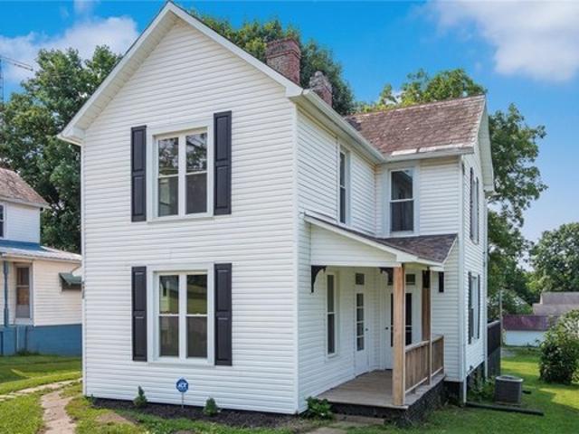 6920 Old Town Rd, East Fultonham, OH 43760