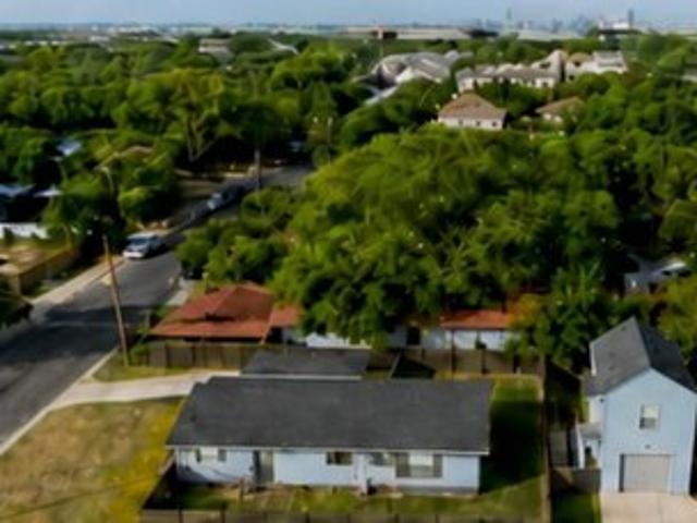 6920 Bethune Ave Units 1 & 2 and 3, Austin, TX 78752