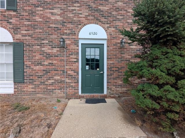 6920 Carriage Hill Drive 104