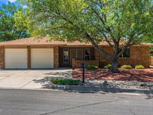 6920 Cherry Hills Loop NE, Albuquerque, NM 87111