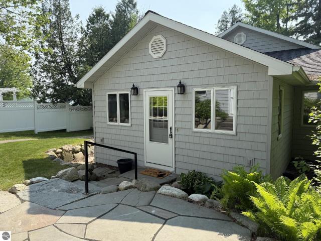 6921 Orchard Beach Drive