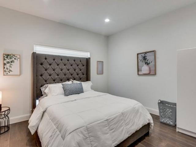 6922 LA Manga Dr, Dallas, TX 75248
