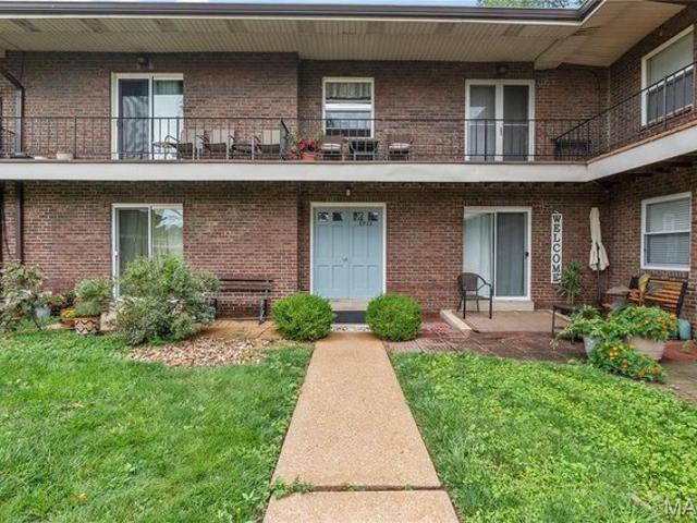 6923 Colonial Woods Dr Apt 16, Saint Louis, MO 63129
