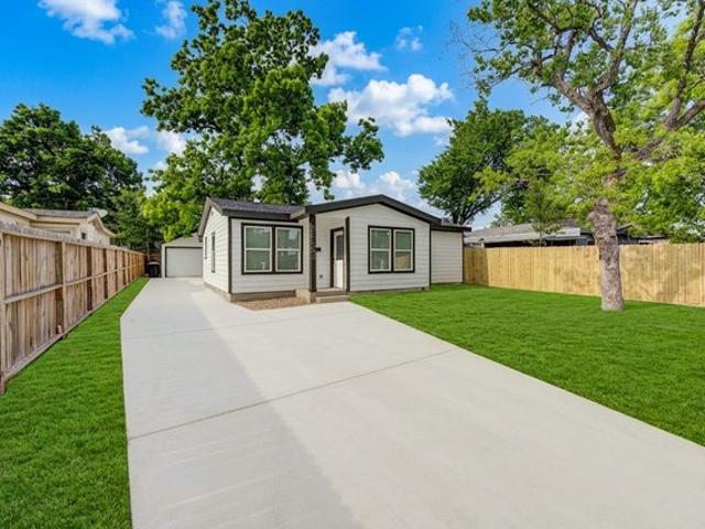 6923 Keller St, Houston, TX 77087