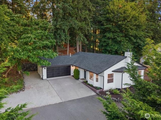 6923 35th St W, University Place, WA 98466