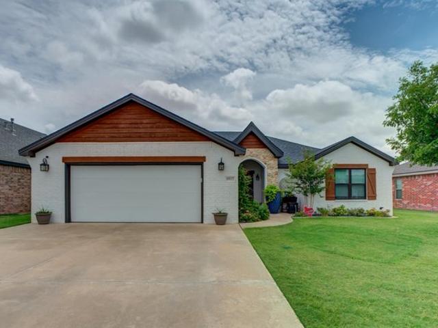 6923 71st St, Lubbock, TX 79424