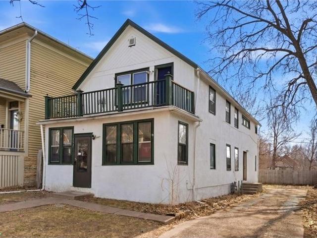 692 4th St E, Saint Paul, MN 55106