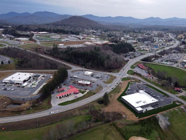 692 E Highway 515