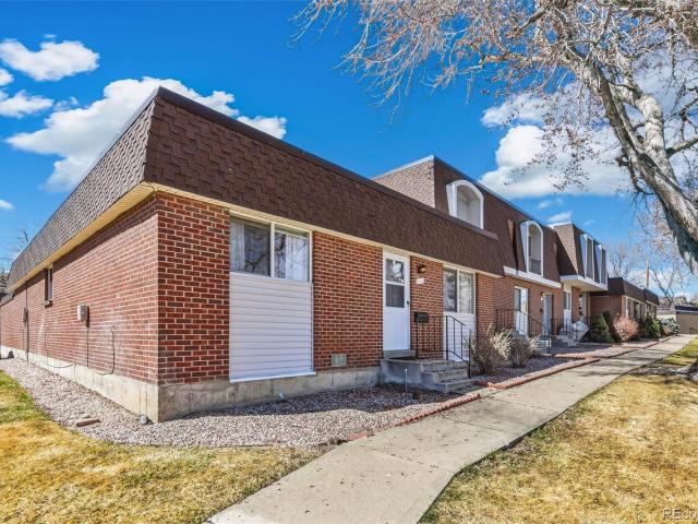 692 S Youngfield Ct, Lakewood, CO 80228 | MLS #7952 | Compass