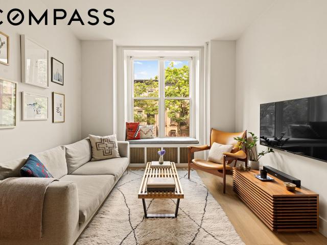 692 President Street, Brooklyn, NY
