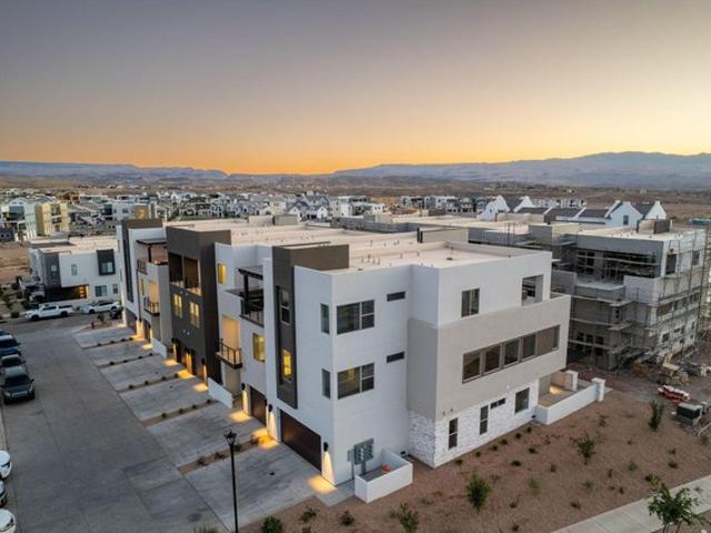 692 W High Tide Pl Unit 133, Saint George, UT 84790