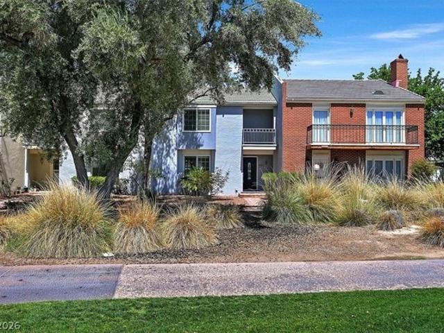 692 Tam O Shanter, Las Vegas, NV 89109