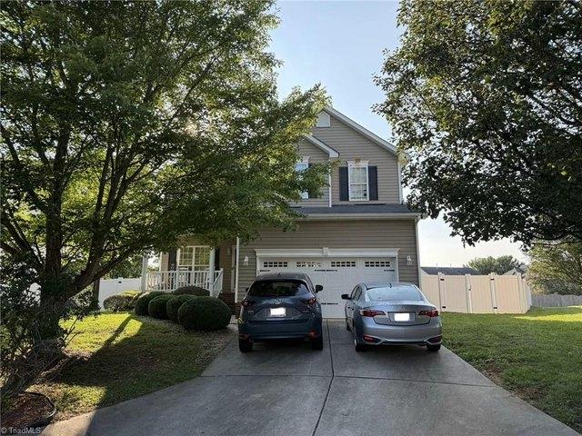 692 Triple Crown Ct, Whitsett, NC 27377