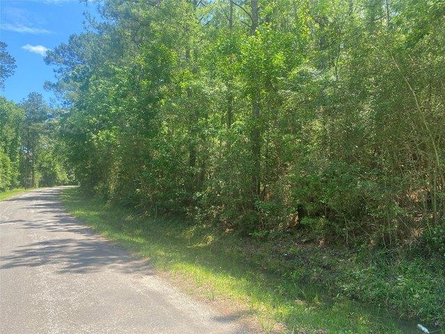 6934 County Road 2252, Cleveland, TX 77327