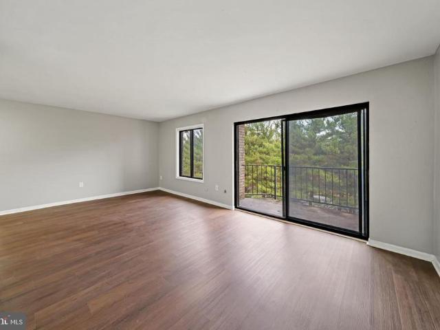 6934 Hanover Parkway # 402