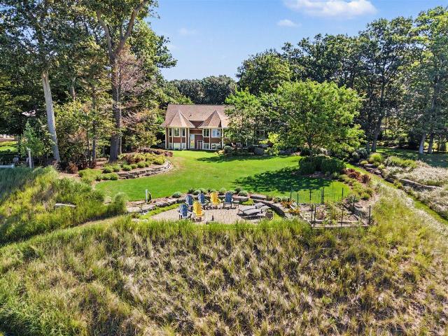 6935 Blue Water Lane