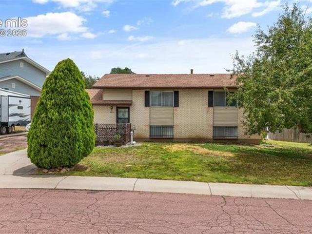 6935 Cattlemans Trl, Colorado Springs, CO 80911