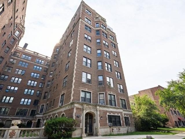 6935 S Crandon Ave Apt 3D, Chicago, IL 60649