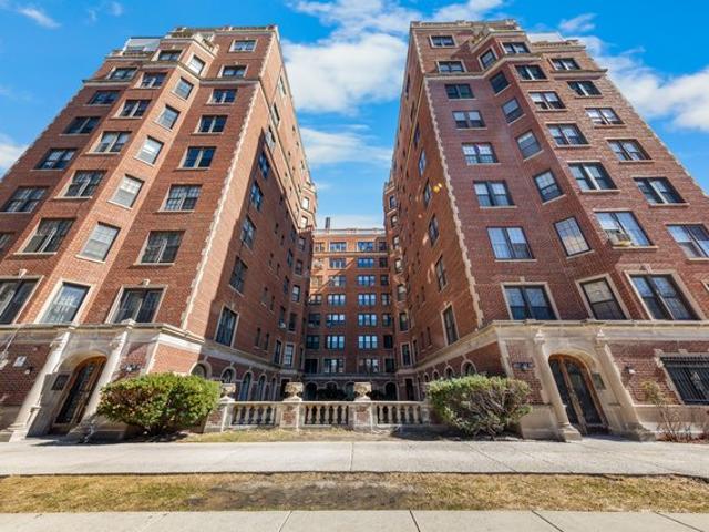 6935 S Crandon Ave Apt 8D, Chicago, IL 60649