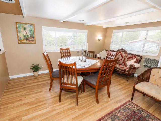 69360 Poolside Drive