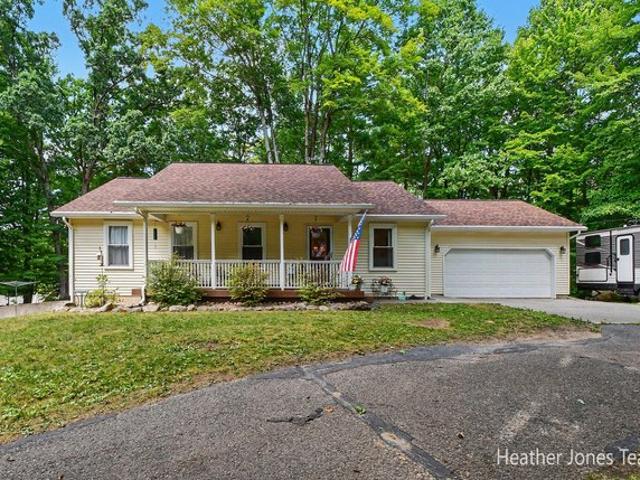 6936 Schmeid Rd, Lakeview, MI 48850