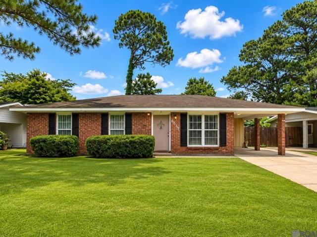 6937 N Rothmer Dr, Baton Rouge, LA 70808