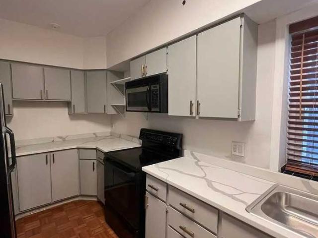 6937 S Merrill Ave 4 Bedroom Apartment for Rent at 6937 S Merrill Ave, Chicago, IL 60649 South Shore