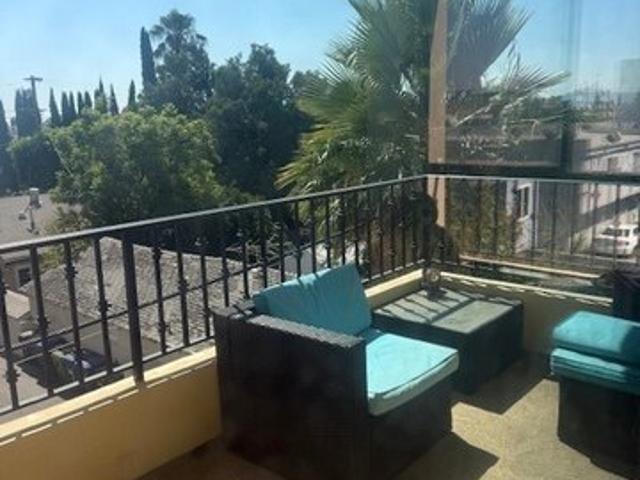 6938 Laurel Canyon Blvd Unit 212, North Hollywood, CA 91605