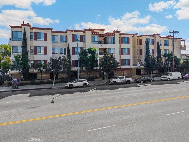 6938 Laurel Canyon Blvd Unit 303, North Hollywood, CA 91605
