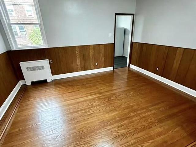 6939 Large Street