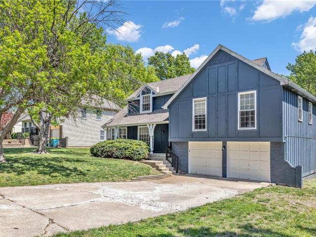 6939 Widmer Rd, Shawnee, KS 66216 | MLS #2616 | Compass