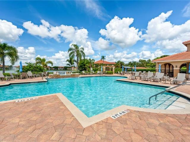 6930 Huntington Lakes Cir, Unit 203, Naples, FL 34119 | MLS #226012